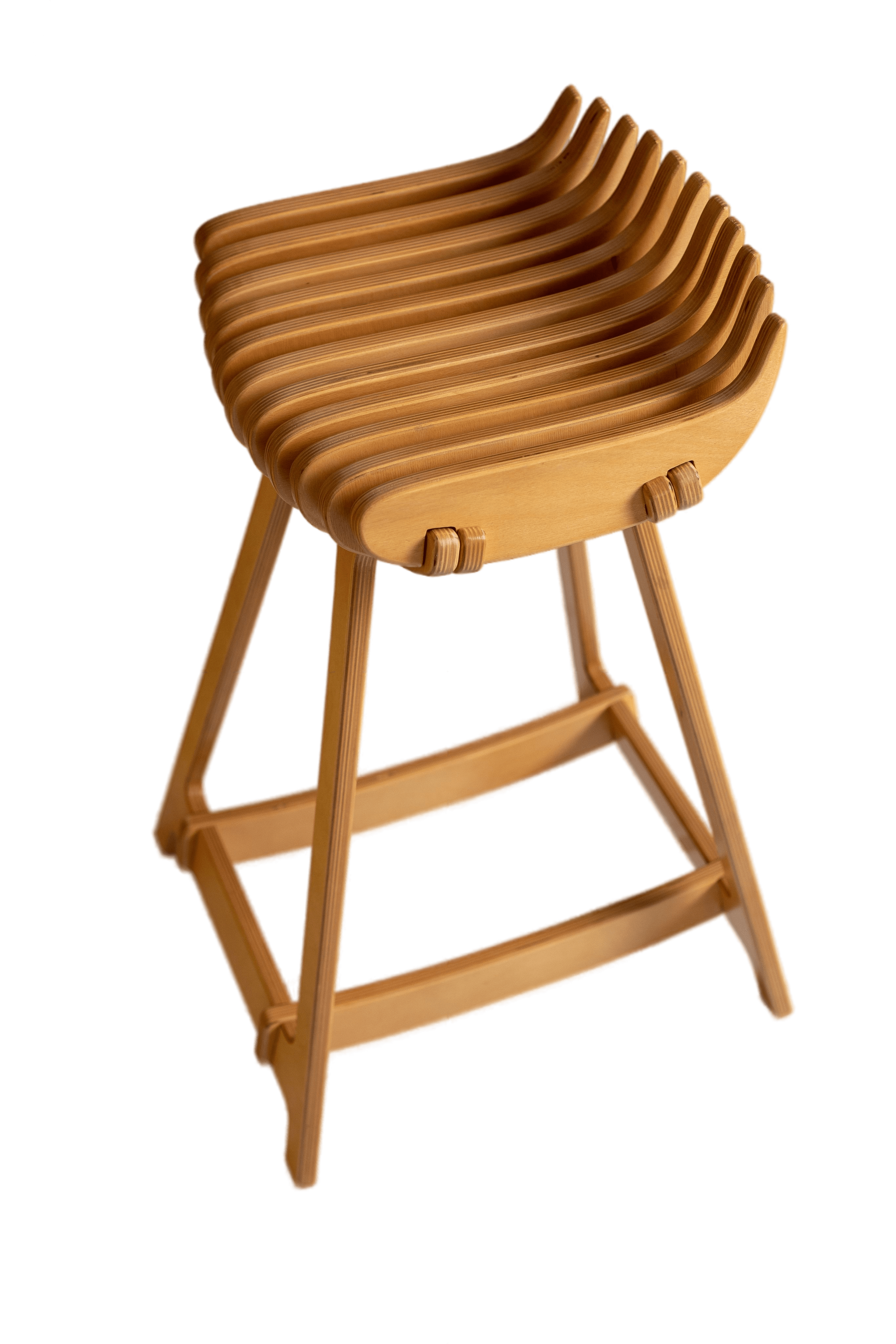 Барный стул Playwoods из дерева Сандал мини