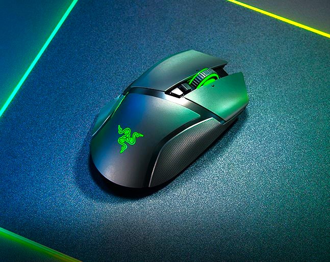 Беспроводная игровая мышь Razer Basilisk Ultimate черный (RZ01-03170100-R3G1)